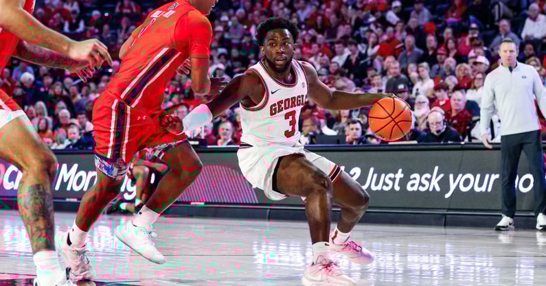 Georgia goes on road with momentum for regular season finale