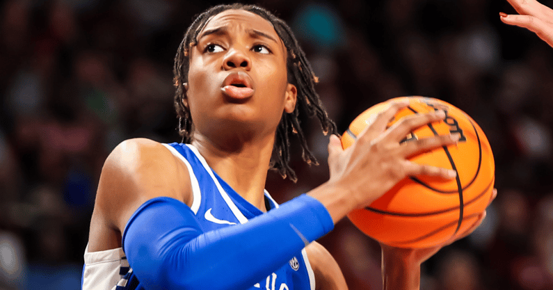 Kentucky forward Ajae Petty enters the transfer potal - On3