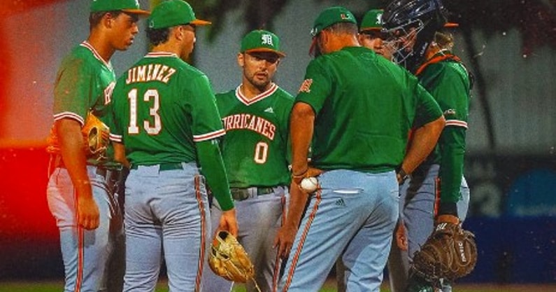 Miami drops midweek game at FAU, 6-4