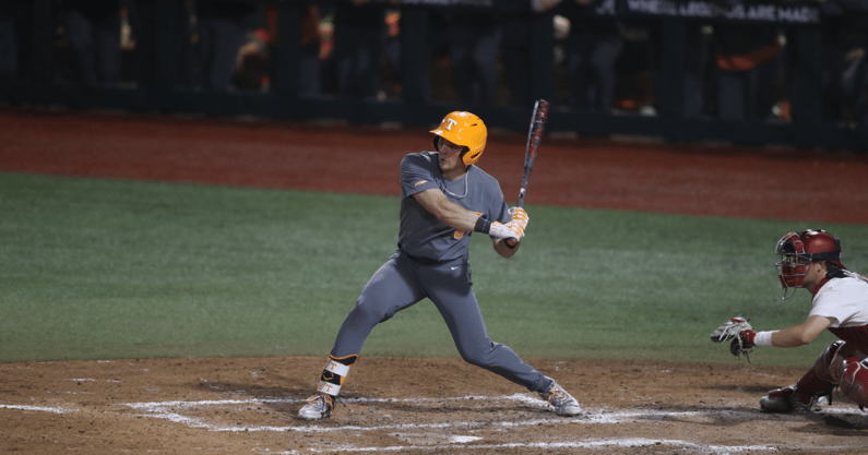 Alabama 7, Tennessee 6 | Four Quick Takes