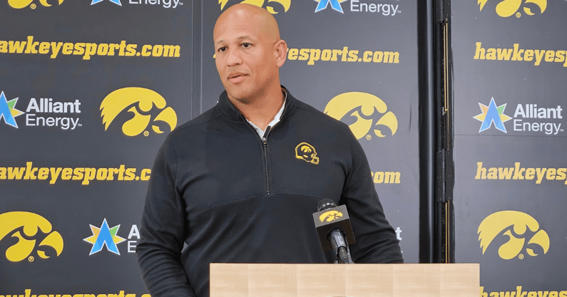 Levar Woods talks Iowa special teams