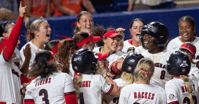 Georgia advances to Super Regionals with walk-off win against Liberty - On3