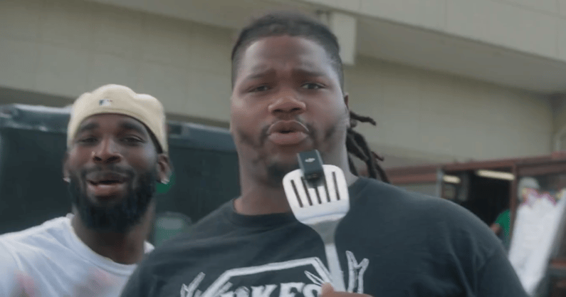 This Kentucky Football cookout video is the July 4th content we need