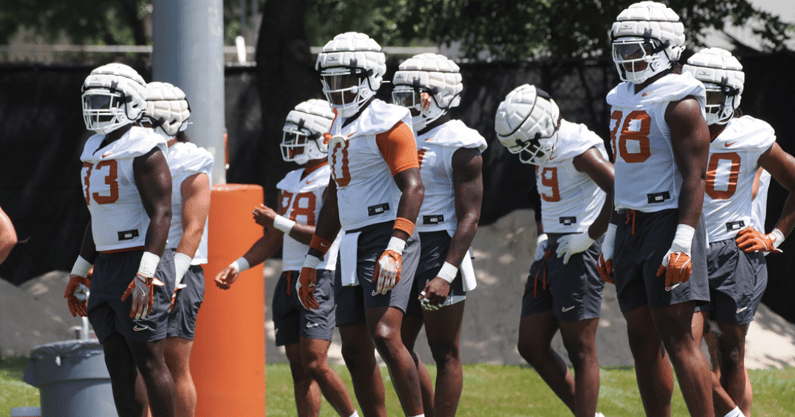 Inside Texas projects Texas Football's opening day depth chart on ...