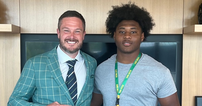 Texas Commit Elijah Barnes Recaps First Oregon Visit - On3