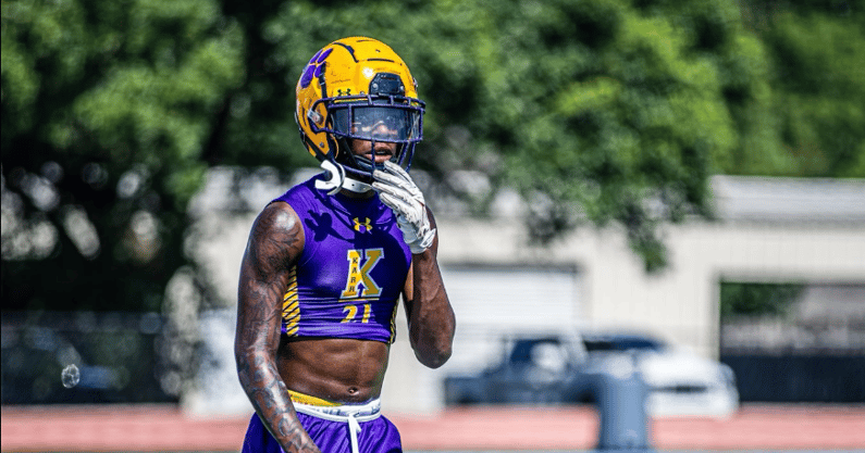 Ole Miss legacy Hayward Howard Jr., is a fan of Lane Kiffin