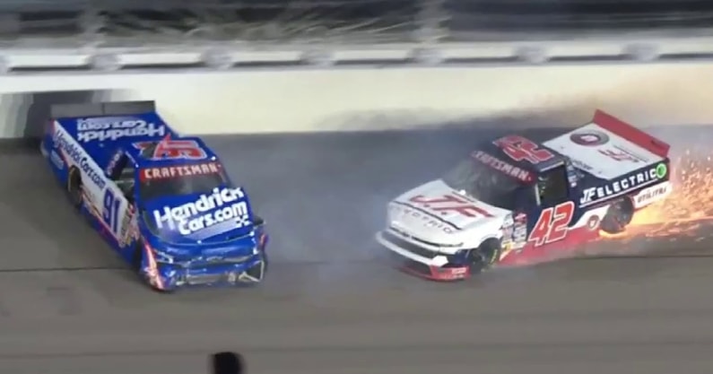 Matt Mills sends Corey Day into the wall at Kansas Speedway