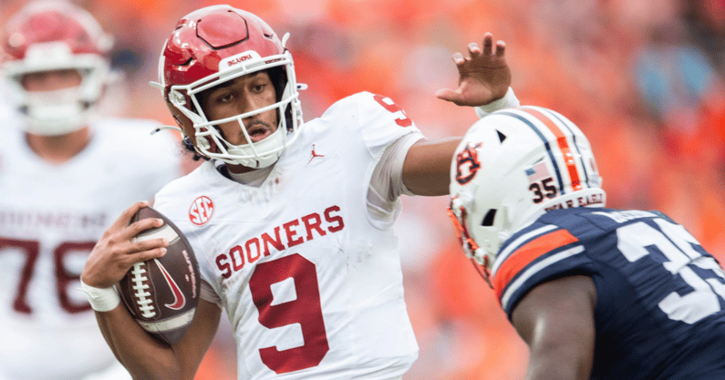 Michael Hawkins Jr. puts his body on the line to help OU to improbable ...