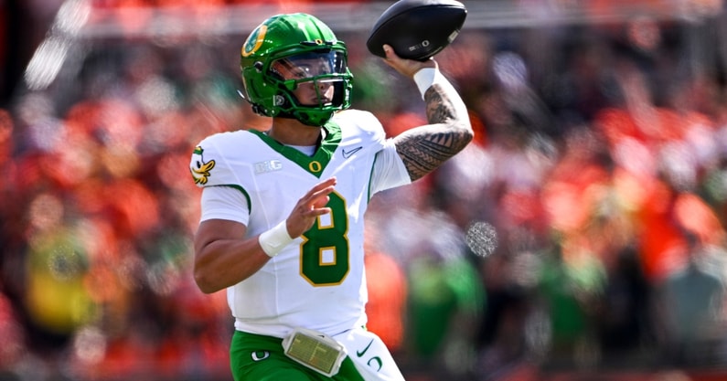 Michigan State's Jonathan Smith impressed with QB Dillon Gabriel