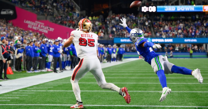 Hawkeyes in the NFL: Week 6 Top Performers