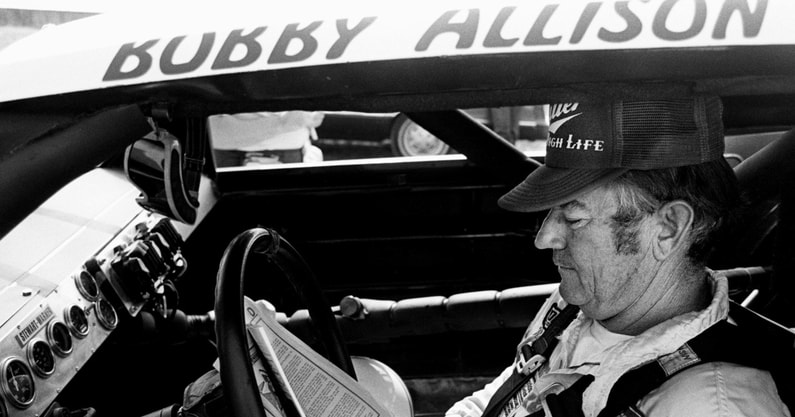 NASCAR pays tribute to Bobby Allison ahead of Xfinity Series championship