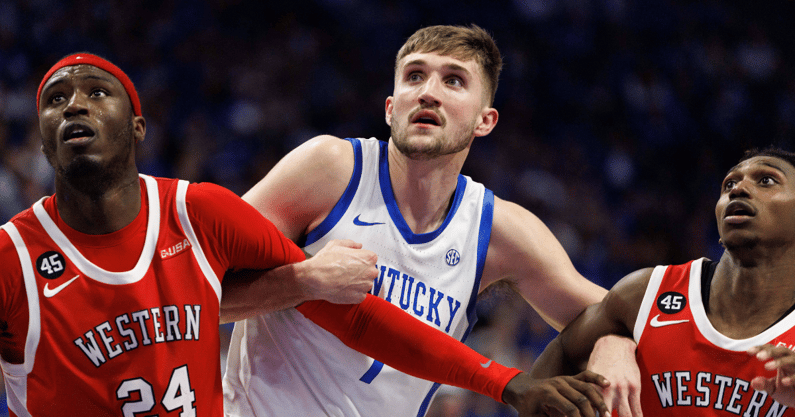 Kentucky found success vs. WKU with Andrew Carr at the 5: 'He's like a ...