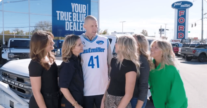 WATCH: Mark Pope's daughter stake claim to family Bronco in Paul Miller ...