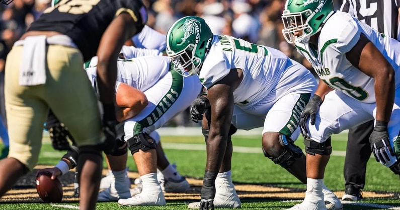 Ole Miss hosts highly sought after transfer OL for visit - On3