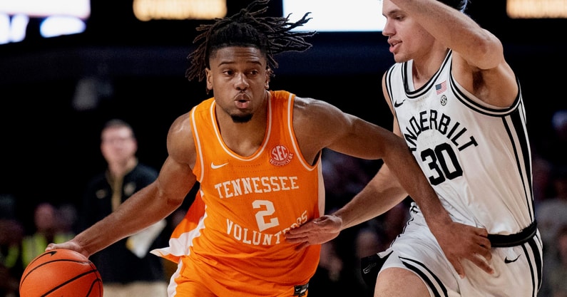Tennessee s message to Chaz Lanier after missed free throw