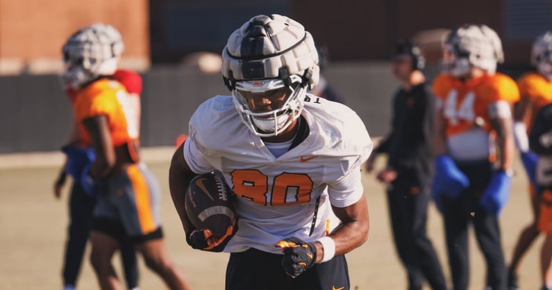 Tennessee freshman Travis Smith adjusting to Vol offense