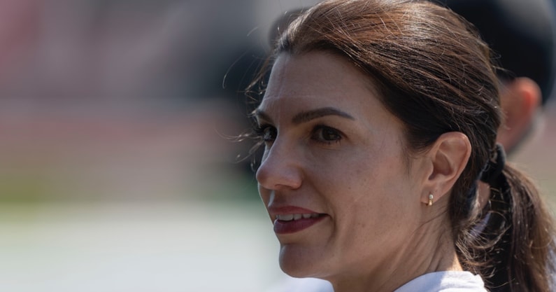 Denny Hamlin reacts to Katherine Legge earning P17 at Indianapolis ...