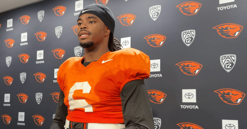 Oregon State Offense Talks Staying Together Amid Frustrations