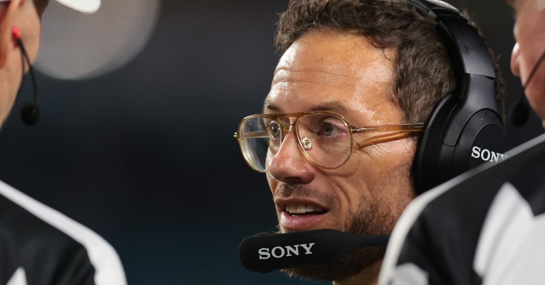 Report: Mike McDaniel to remain Dolphins head coach through the season ...