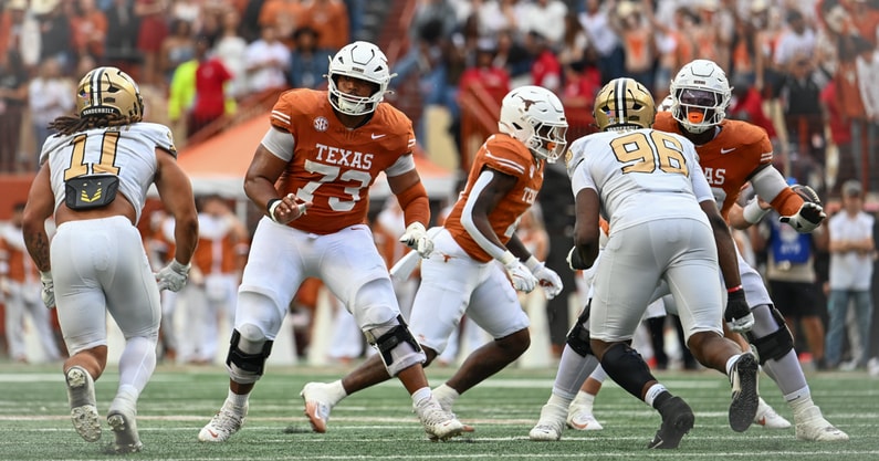 Texas adds the experience it lacked in 2025 to the offensive line in ...