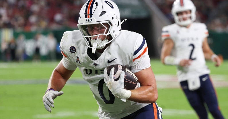 BREAKING: UTSA TE Houston Thomas commits to Texas A&M - On3