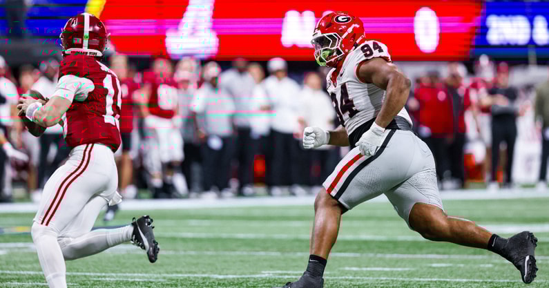 What does DL Xzavier McLeod's return mean for Georgia?