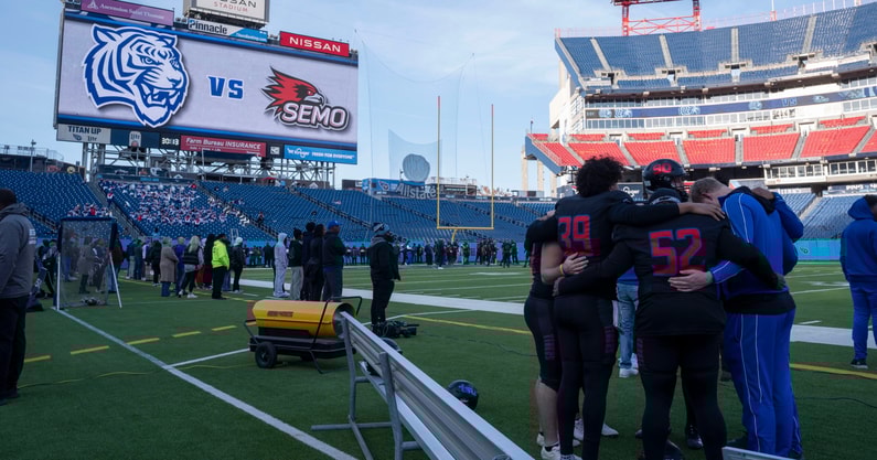 Mizzou commit Mark Shenouda sports 82-yard punt on résumé