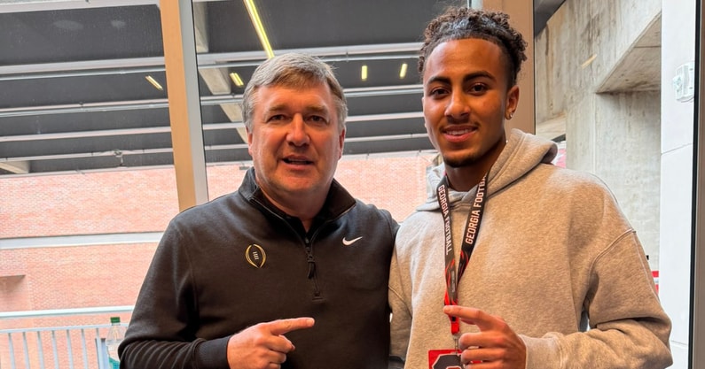 Georgia jumps into the fray for in-state 2027 WR DJ Huggins