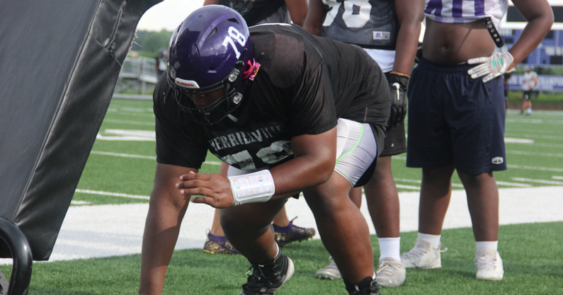 2022 4-star defensive lineman Kenneth Grant commits to Michigan