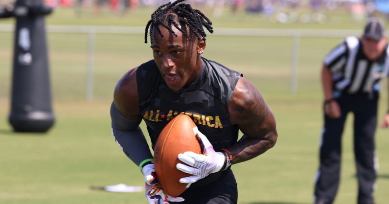 5-Star Plus+ WR Evan Stewart commits to Texas A&M