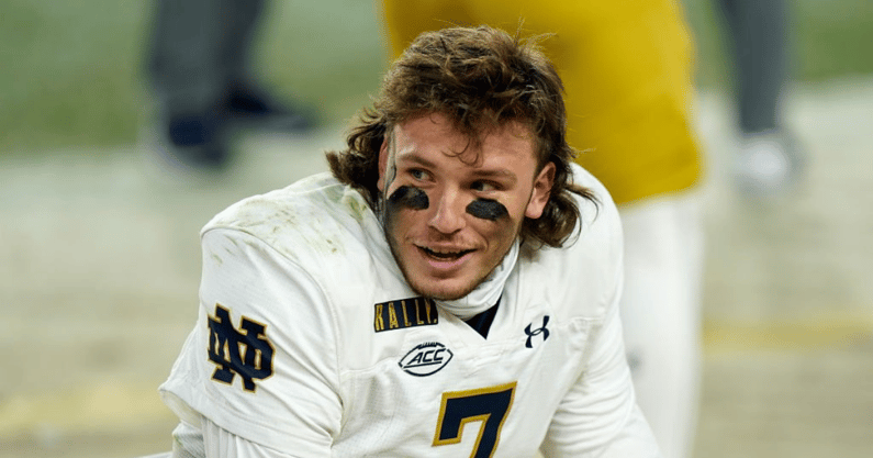 Former Notre Dame quarterback commits to Old Dominion