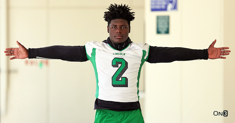 Washington State offers On3 4-star RB Roderick Robinson II - On3