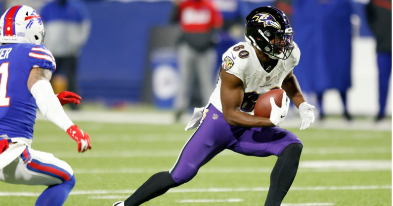 Newsstand: Steelers claim former Notre Dame WR Miles Boykin