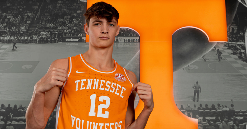 4-star power forward Cade Phillips commits to Tennessee - On3