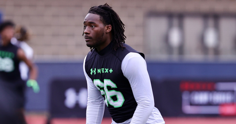 3-star LB Alex Sanford commits to Arkansas - On3