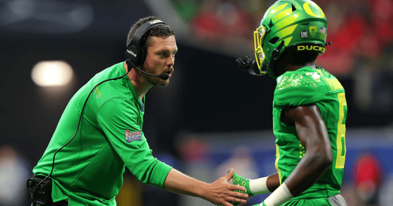 Dan Lanning refuses to measure team by Georgia, praises program - On3