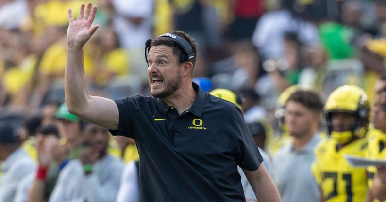 Dan Lanning evaluates OLs Marcus Harper, Jackson Powers-Johnson in ...