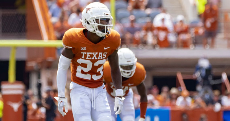 Jahdae Barron plays tenacious defense in honor of a fallen friend - On3