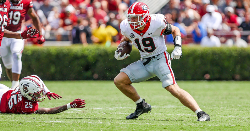 Brock Bowers part of an 'evolution' at tight end position Brock Bowers part of an 'evolution' at tight end position