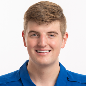 Connor Kern - Texas A & M University-Corpus Christi Islanders - Center