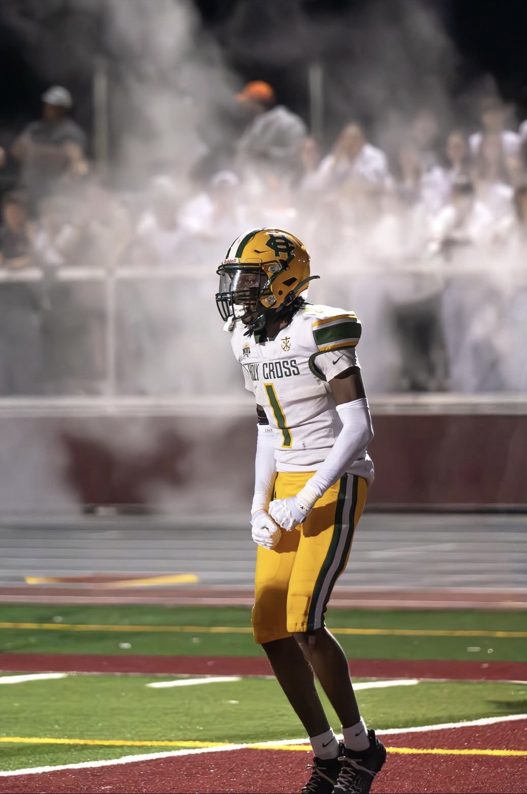 Dae’Sean Graves - Holy Cross - Wide Receiver