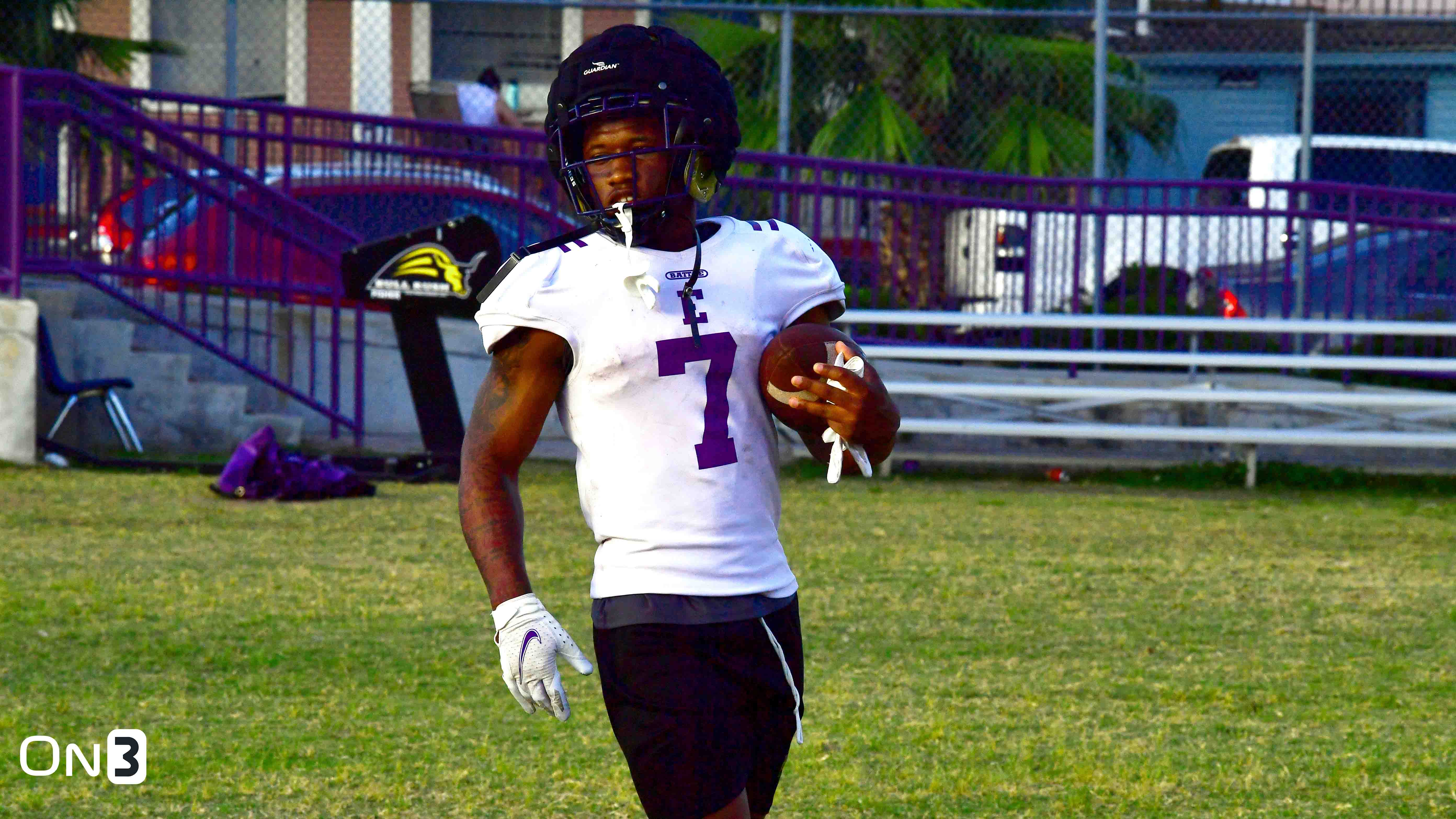 Frederick Robertson - Warren Easton - Running Back