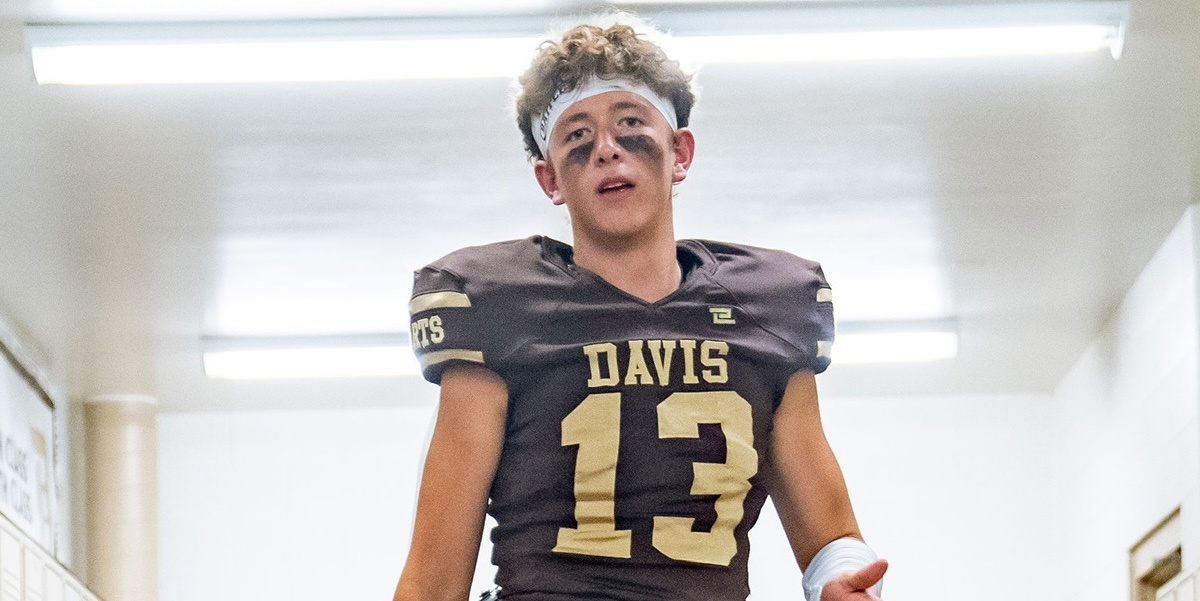 Davis (Utah) QB Tradon Bessinger sets a school passing record