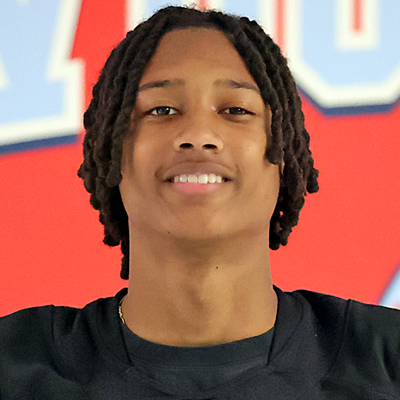 Nacari McFarland - Kenwood Academy - Quarterback