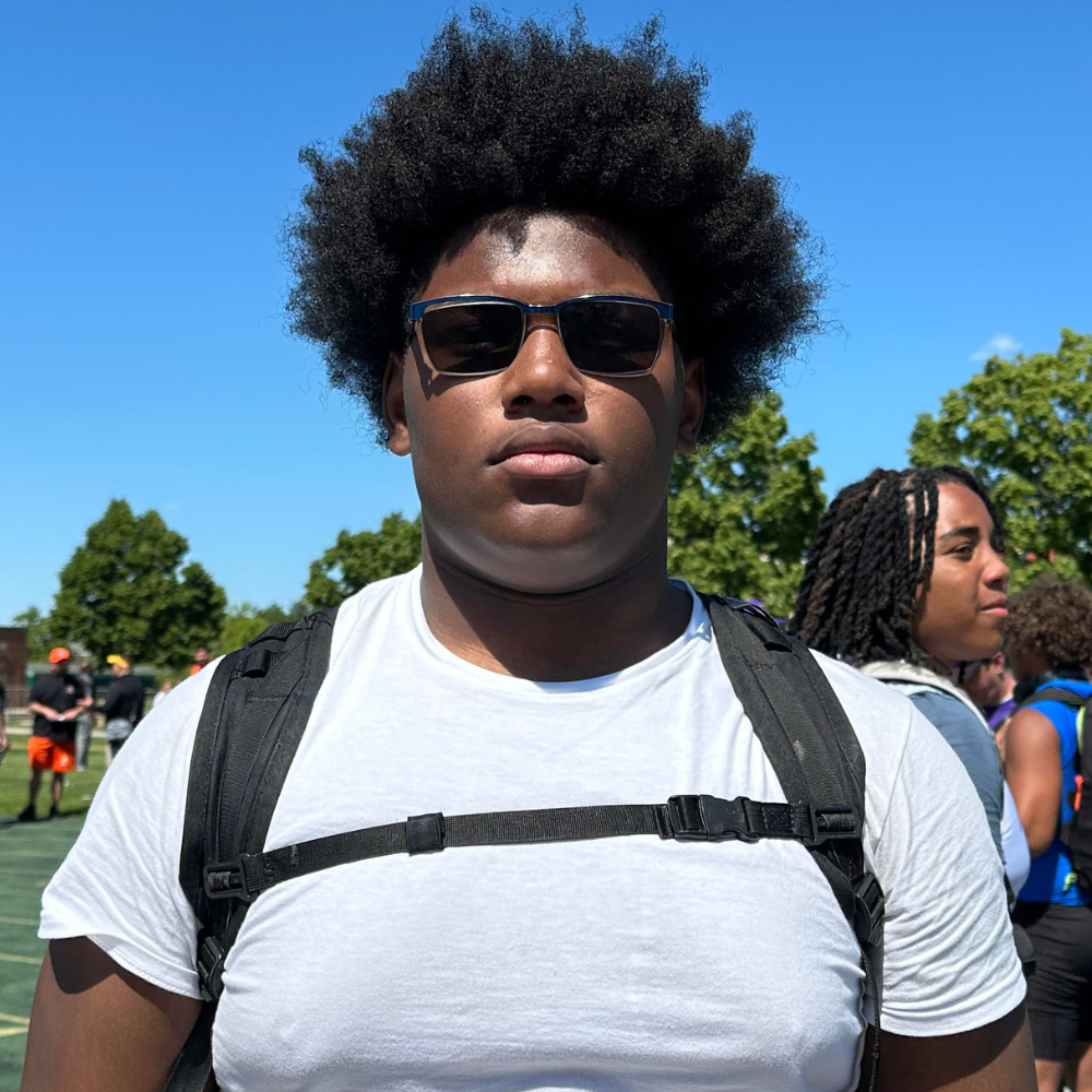 Logan Howell - Cass Technical - Defensive Line