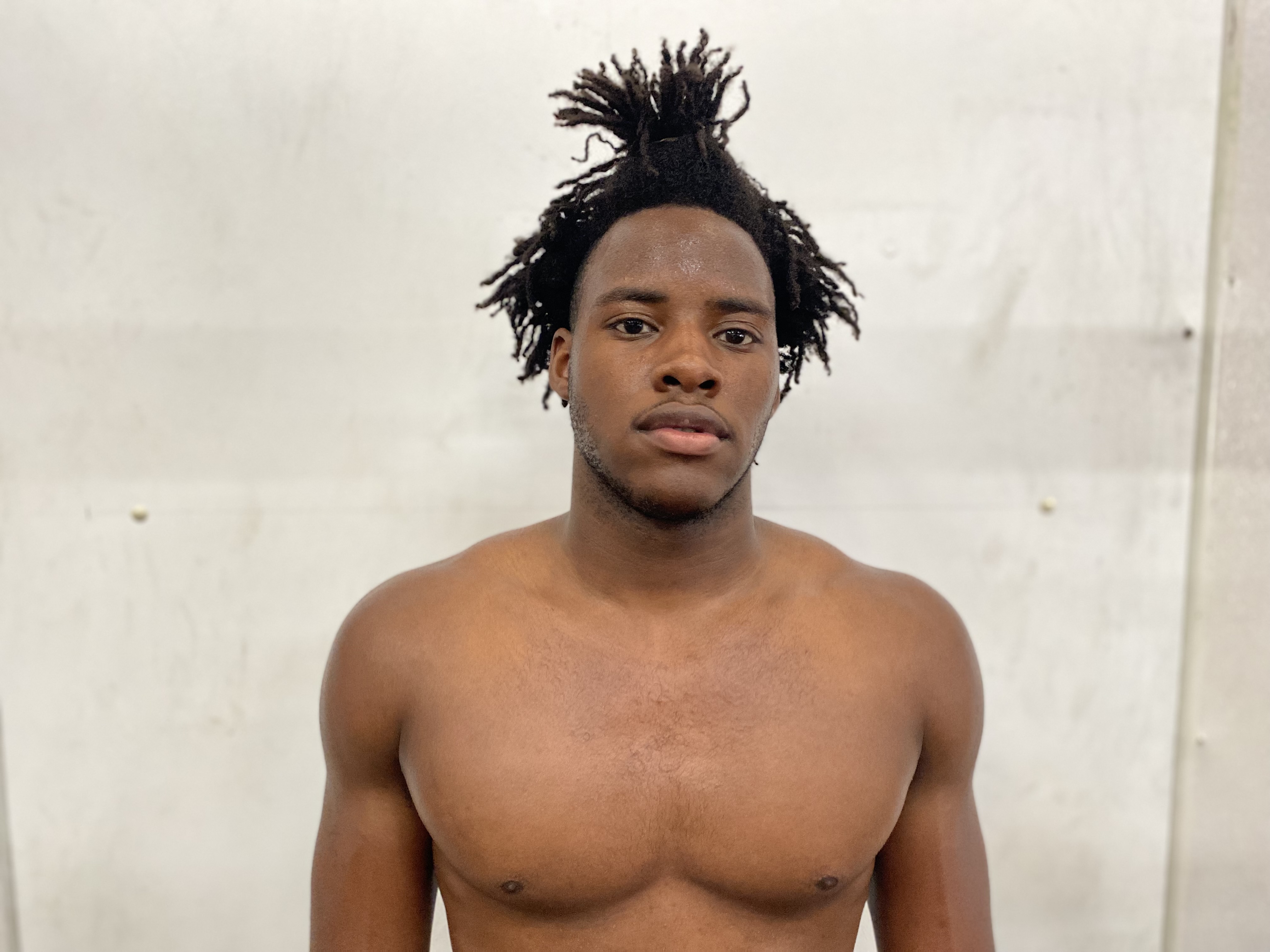 Gregory London - Liberty-Eylau - Linebacker