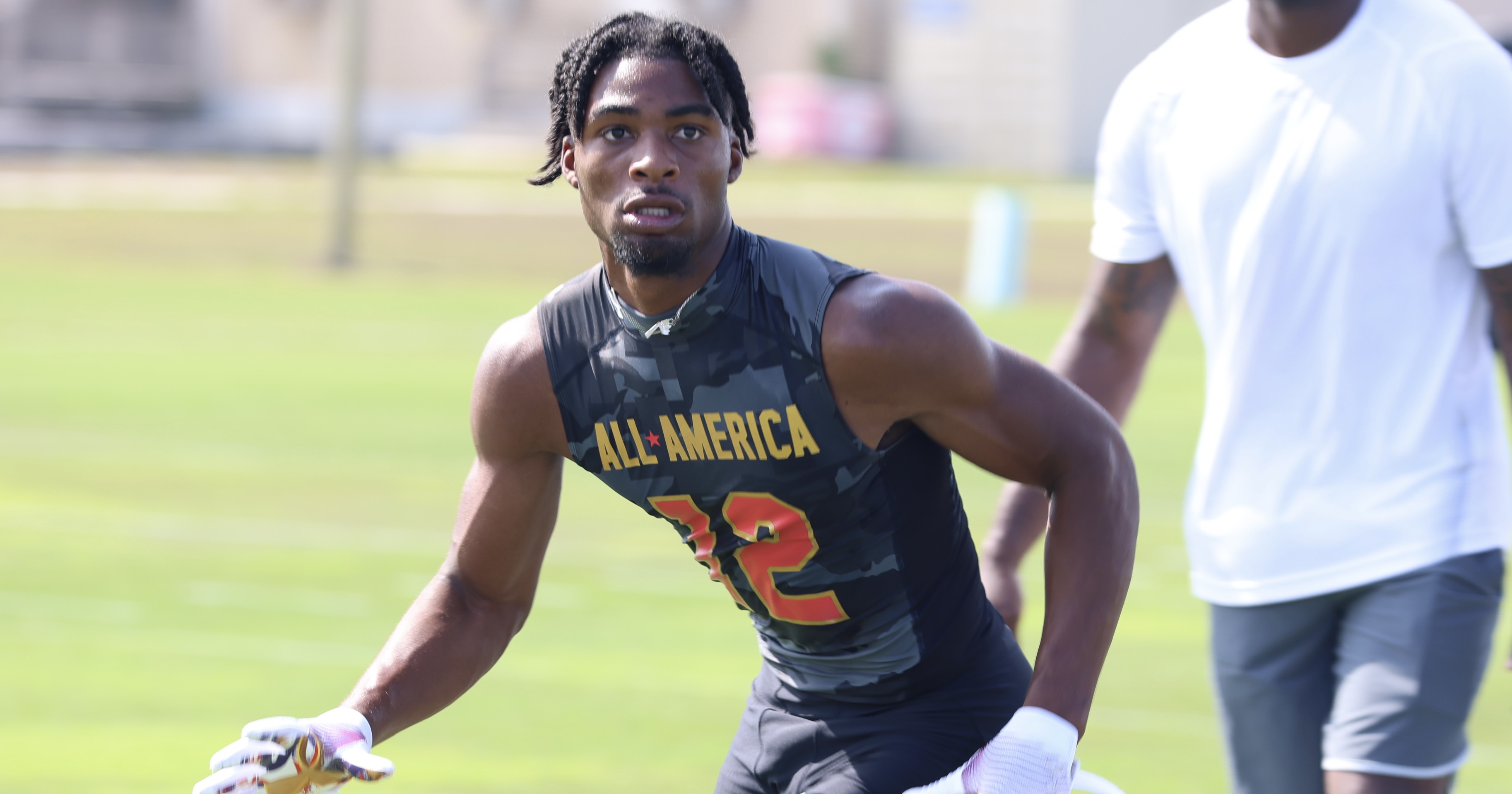 Top-100 wideout Shazz Preston includes Alabama in top four - On3