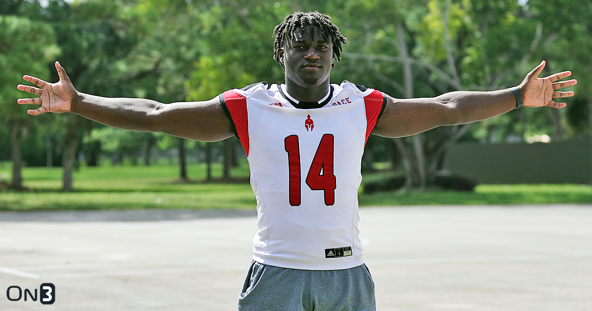 5-star DL Shemar Stewart can see a future at three schools - On3