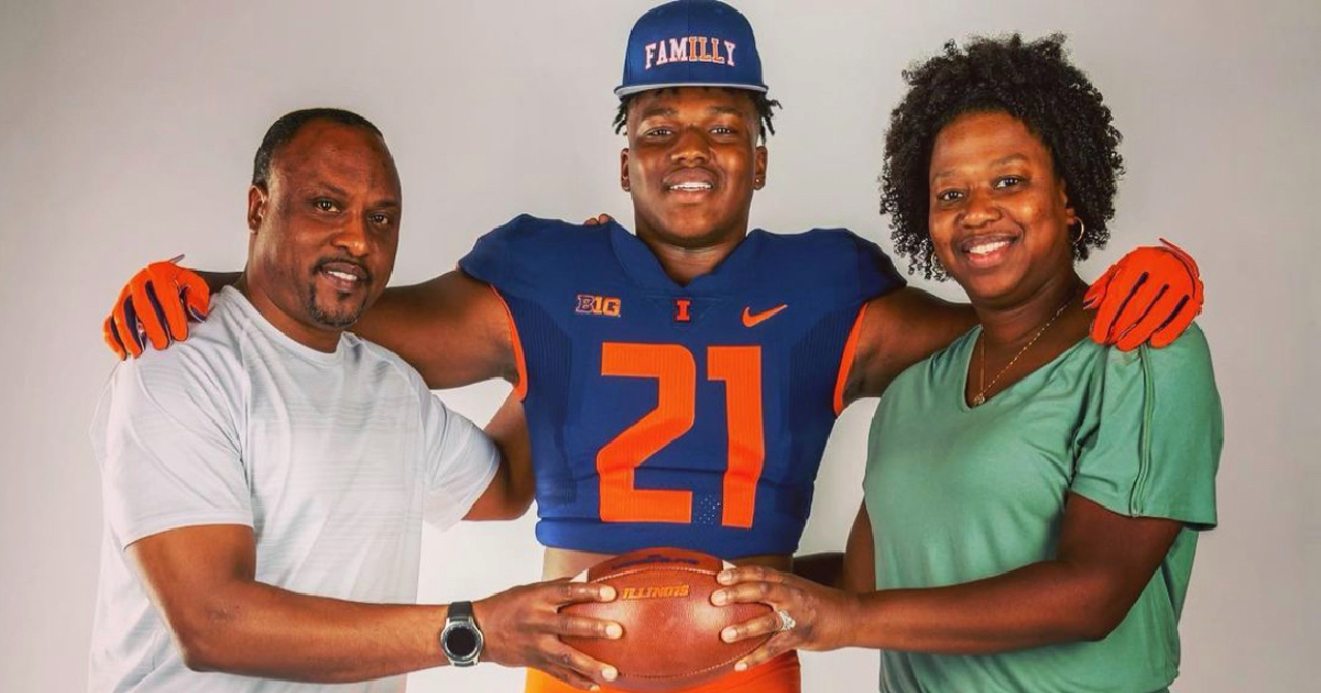 St. Thomas More DL Brian Allen Jr. commits to Illinois football - On3