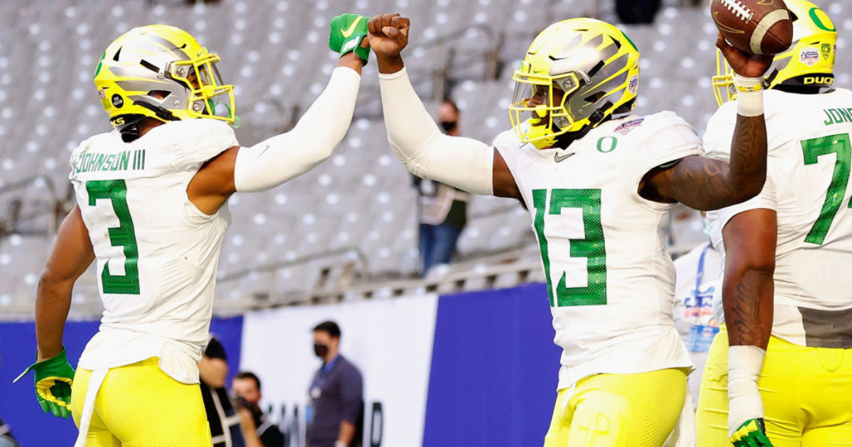 Oregon wide receivers will “get what they earn” in terms of playing ...
